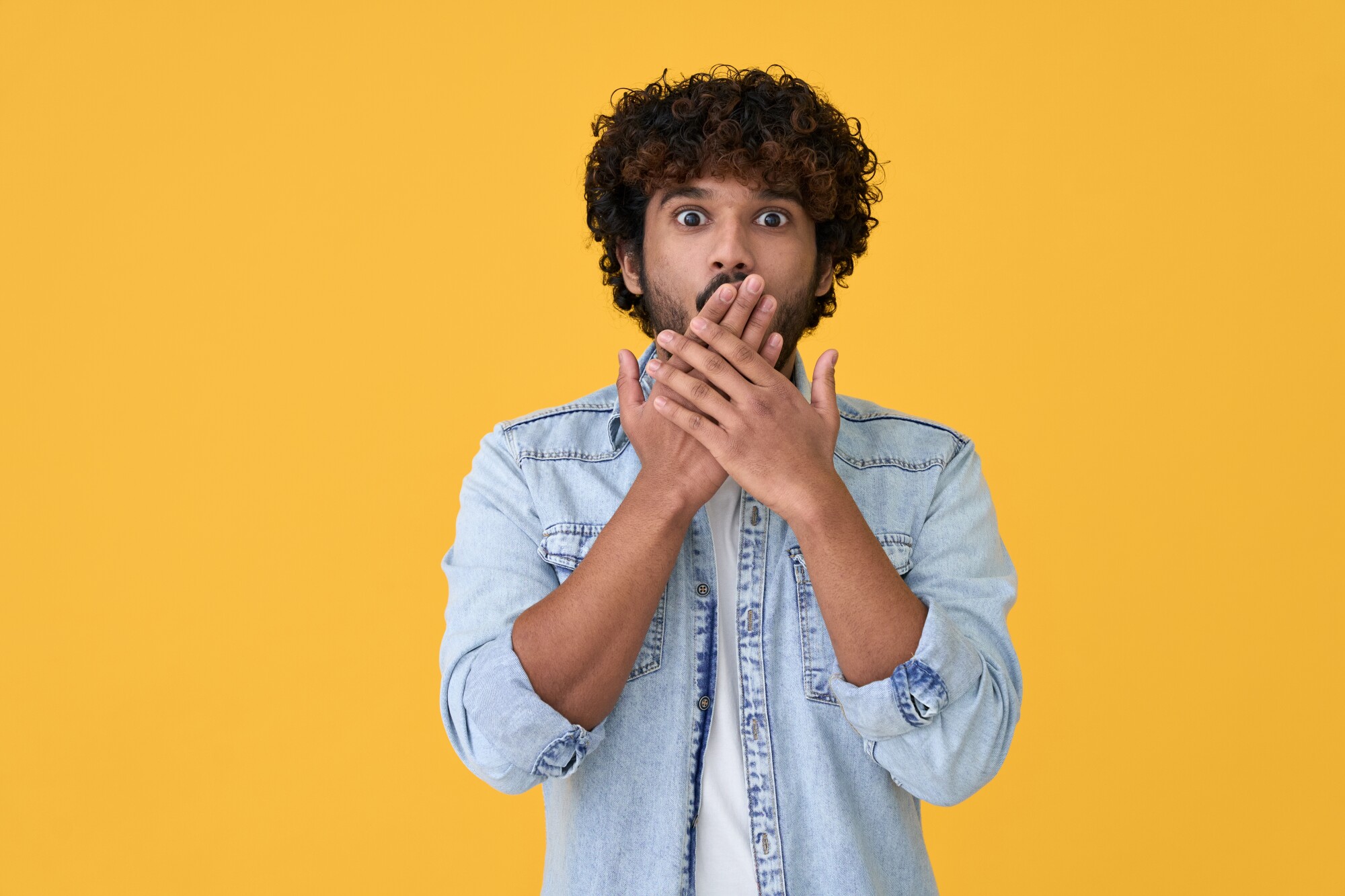 Men’s Haircuts: Tips for Cutting Curly Hair - Invictus Career College